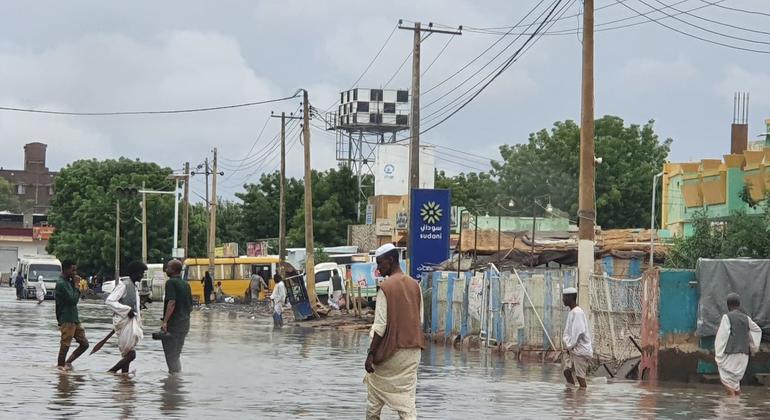 War-weary Sudanese face new hardships as floods strike | UN News